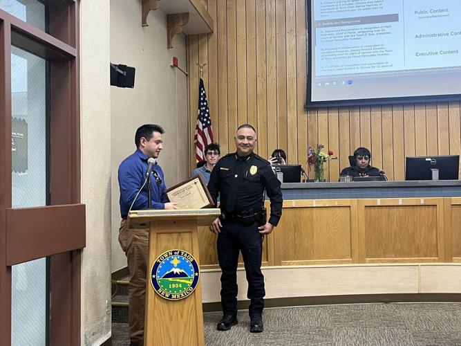 Chief of police announces retirement | News | taosnews.com