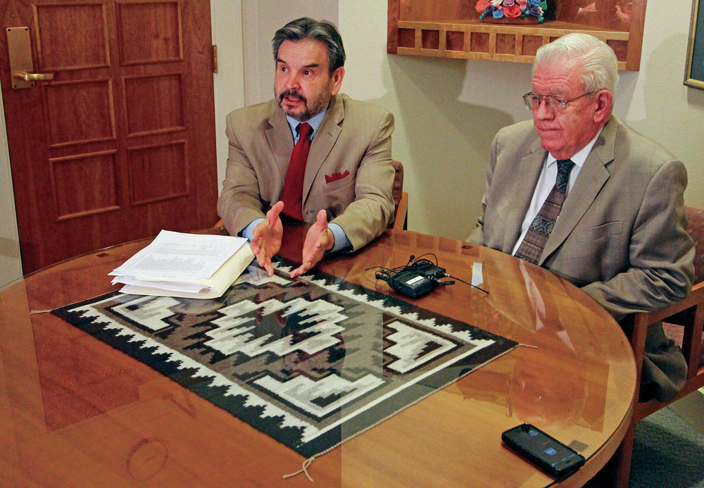 State Sen. Carlos Cisneros dies | | taosnews.com