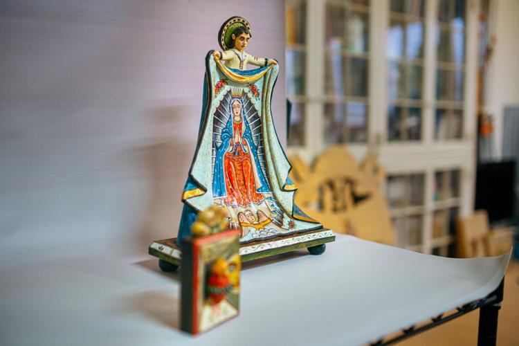 Victor Goler | Tradiciones / Artes | taosnews.com