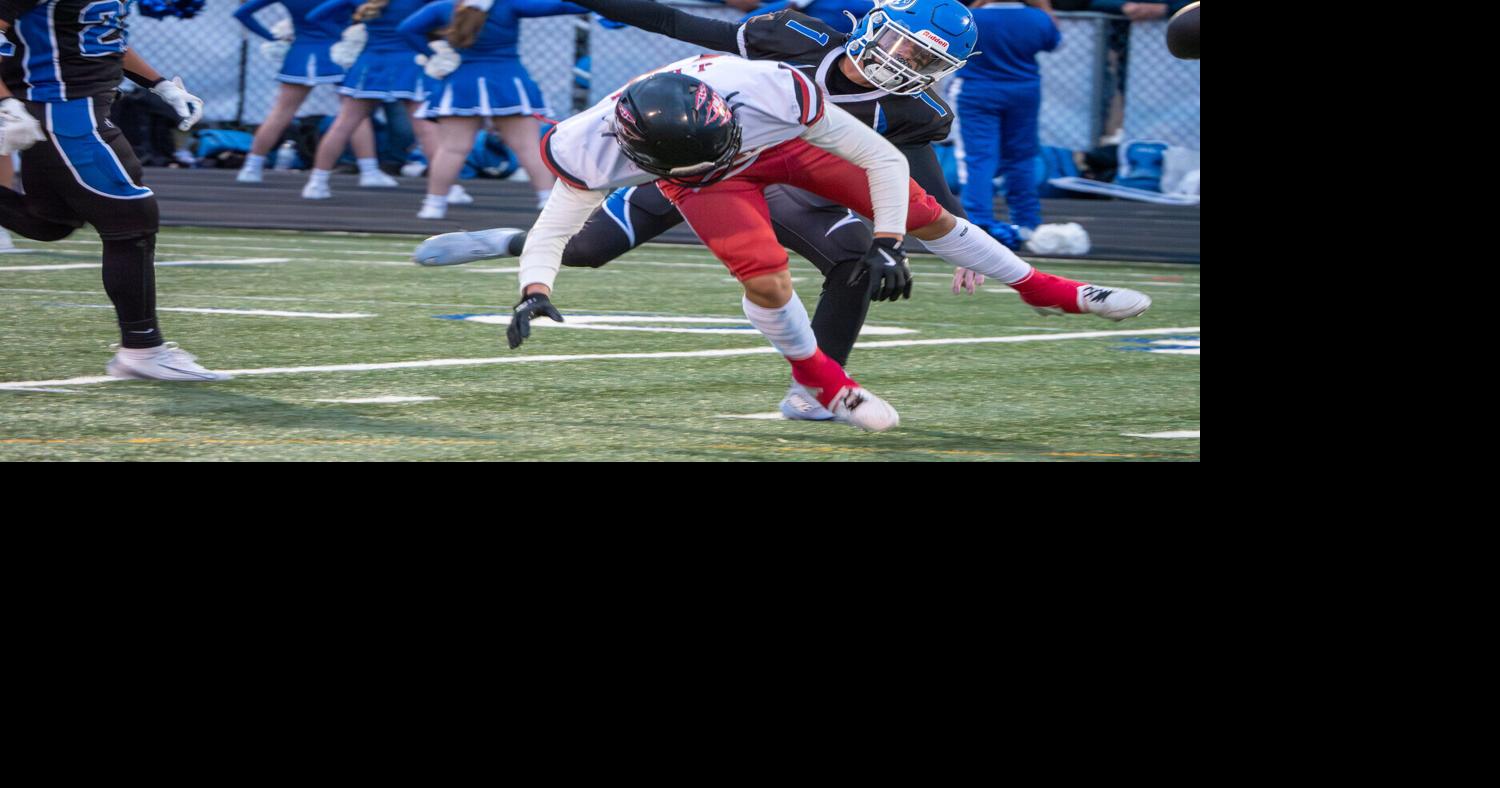 Homecoming Questa falls in first district duel | Football | taosnews.com