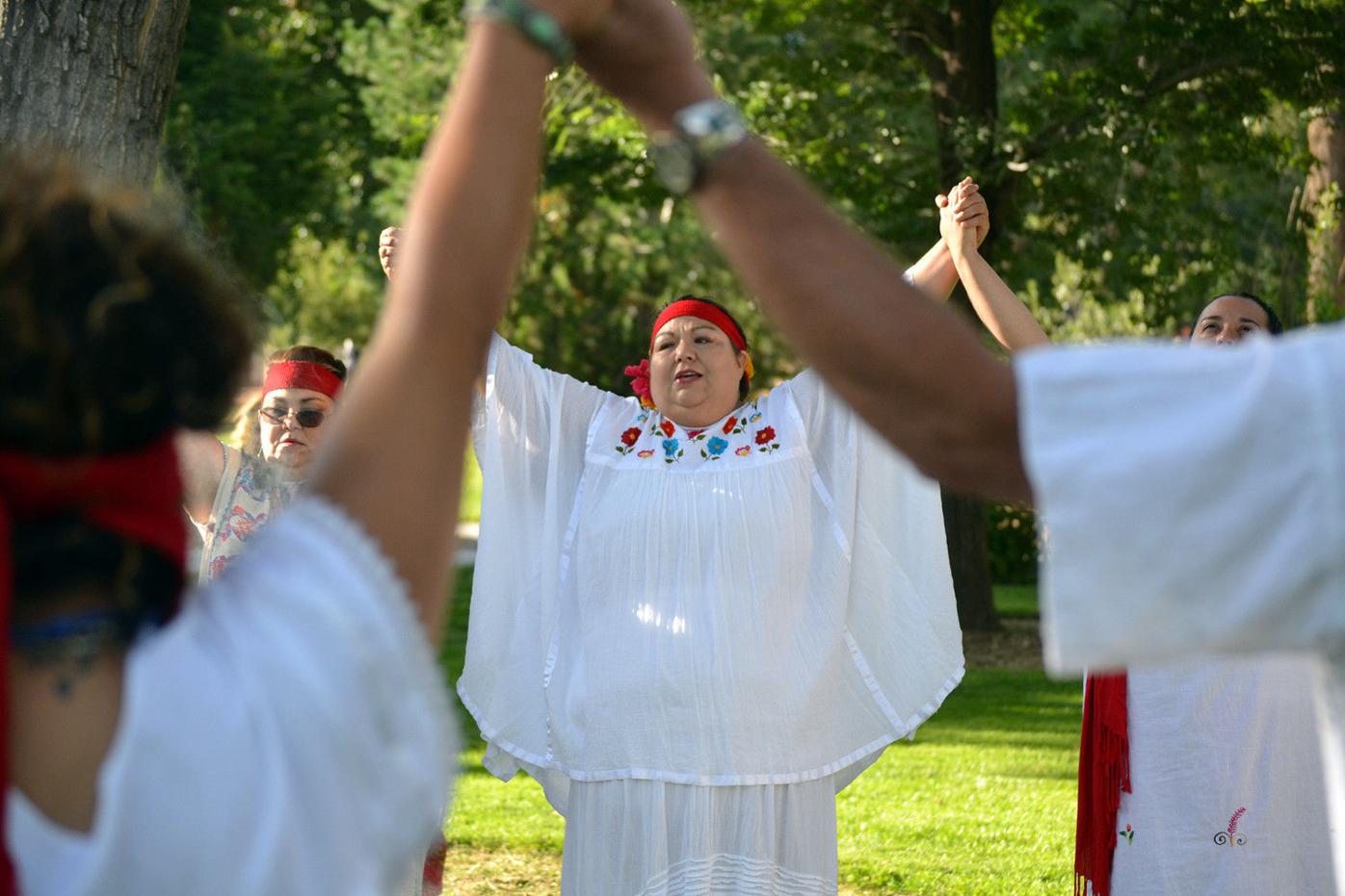Curanderismo | La Vida | taosnews.com