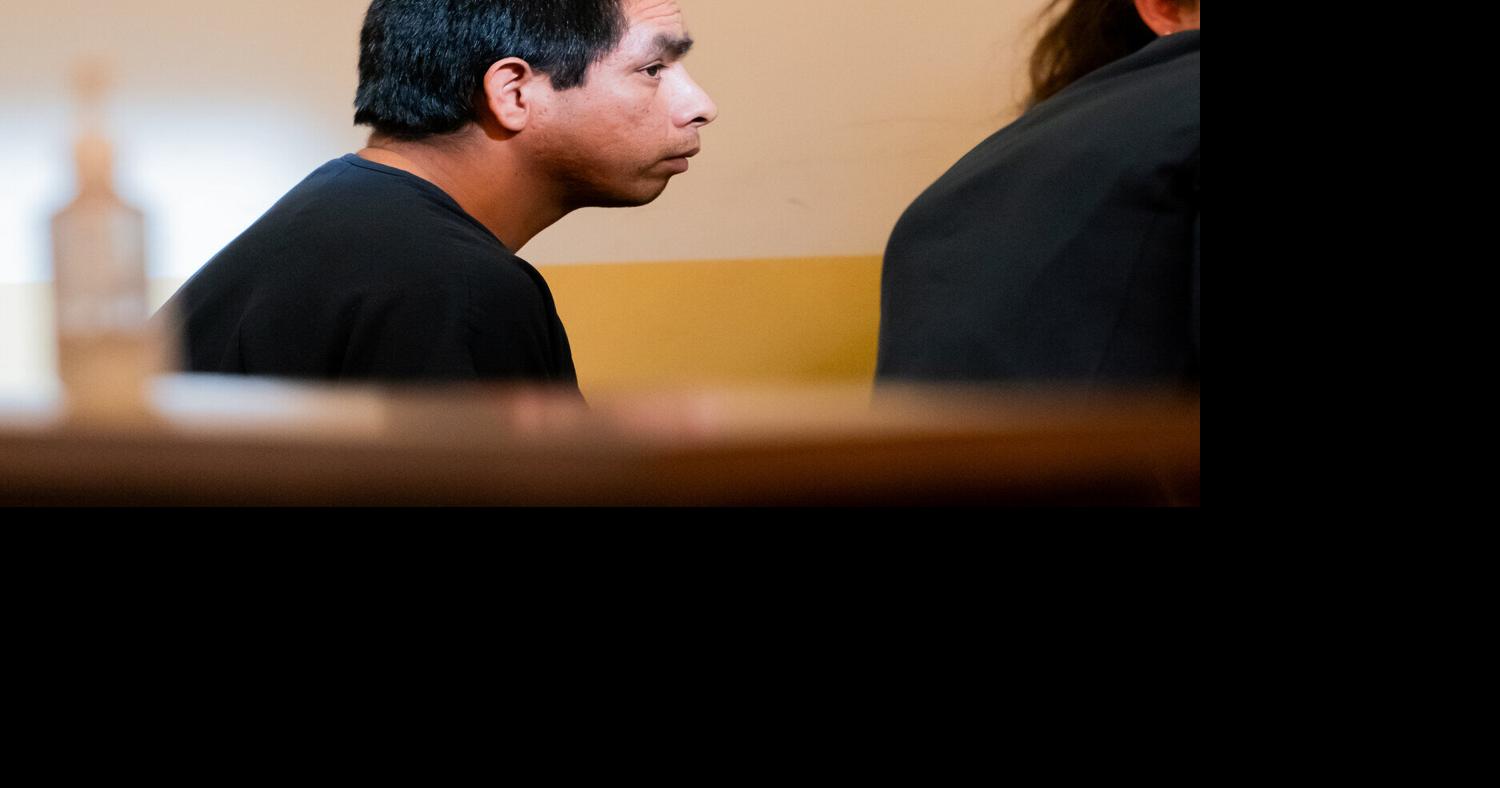 Man charged in fatal stabbing outside Taos Allsup's released without ...
