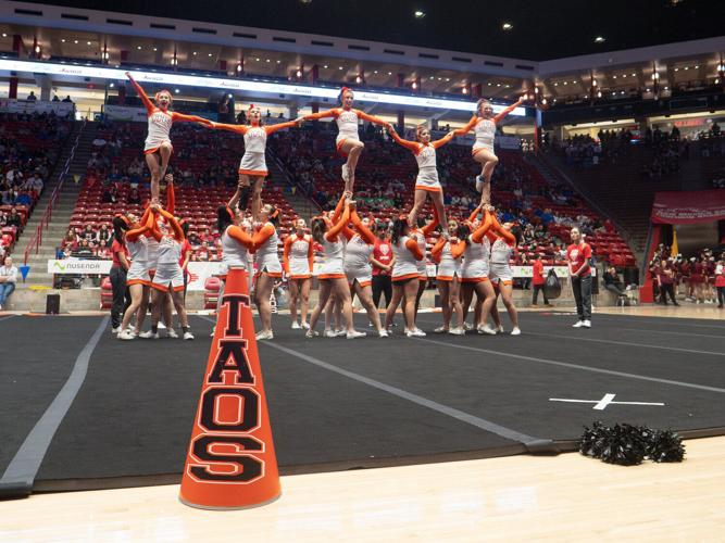 Taos, Questa cheer teams bring home the blue | Prep Sports | taosnews.com