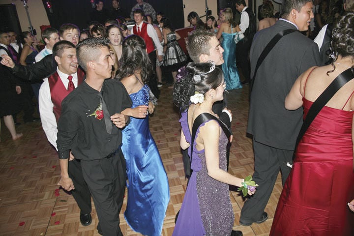 2010 Taos High School Prom Night | Tempo | taosnews.com