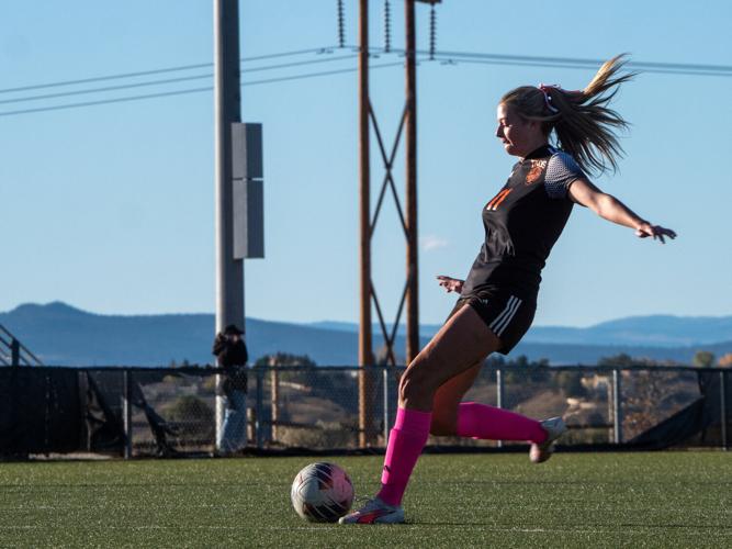 Lady Tigers draw Moriarty and Pojoaque | Sports | taosnews.com