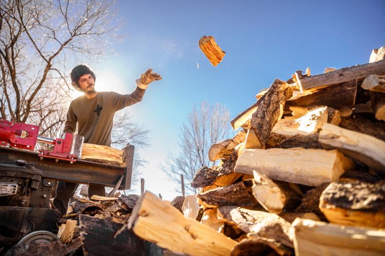 Xmas Fires | Taos Aglow | taosnews.com