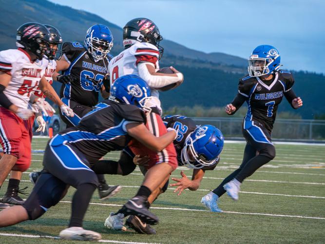 Homecoming Questa falls in first district duel | Football | taosnews.com
