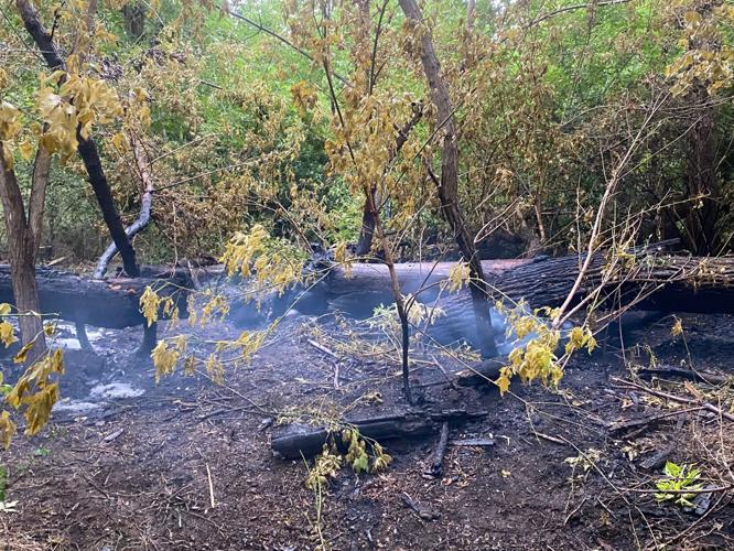 Lightning sparks fire on Randall Lane | public safety | taosnews.com