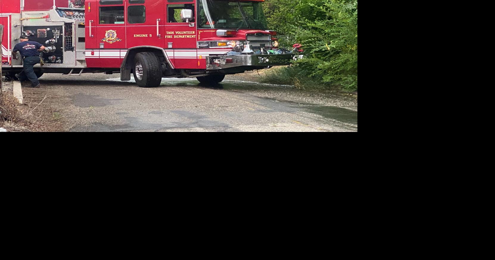 Lightning sparks fire on Randall Lane | public safety | taosnews.com