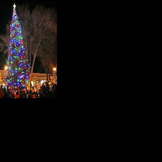 Taos Christmas Tree Lighting an annual celebration | Arts | taosnews.com