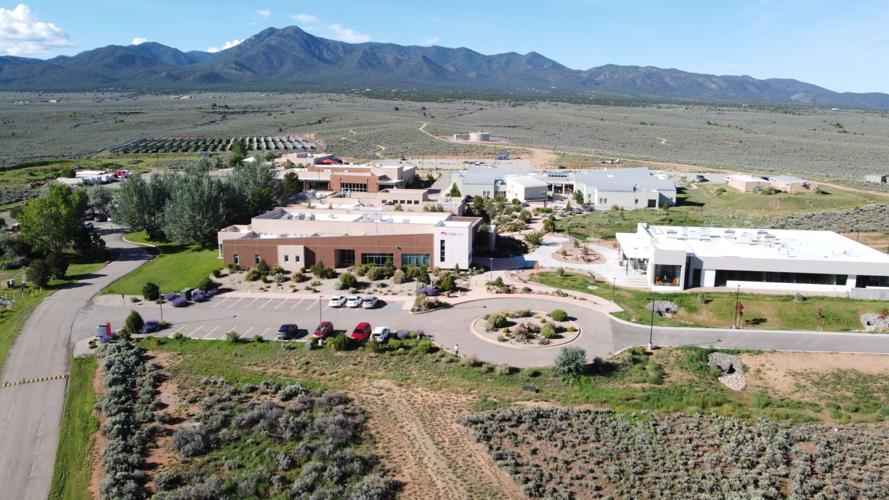 PATHWAYS to SUCCESS: UNM-Taos Grad Garners Award at Foresters ...