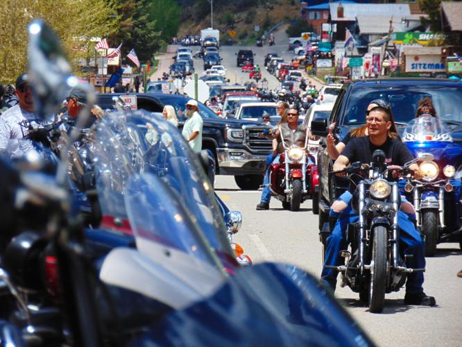 Chrome and black leather: Huge crowd returns for Red River Memorial ...