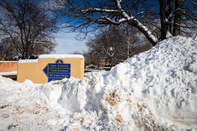 Photo Gallery: Weekend storm brings more snow to Taos | Photo Galleries ...