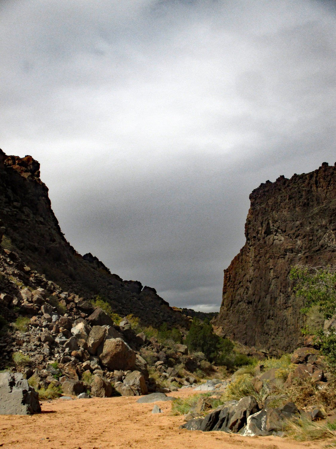 Fall Hiking: Diablo Canyon | La Vida | taosnews.com
