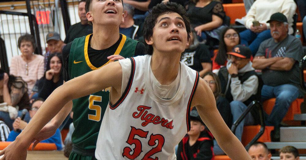 Los Alamos boys outshoot Tigers | Basketball | taosnews.com