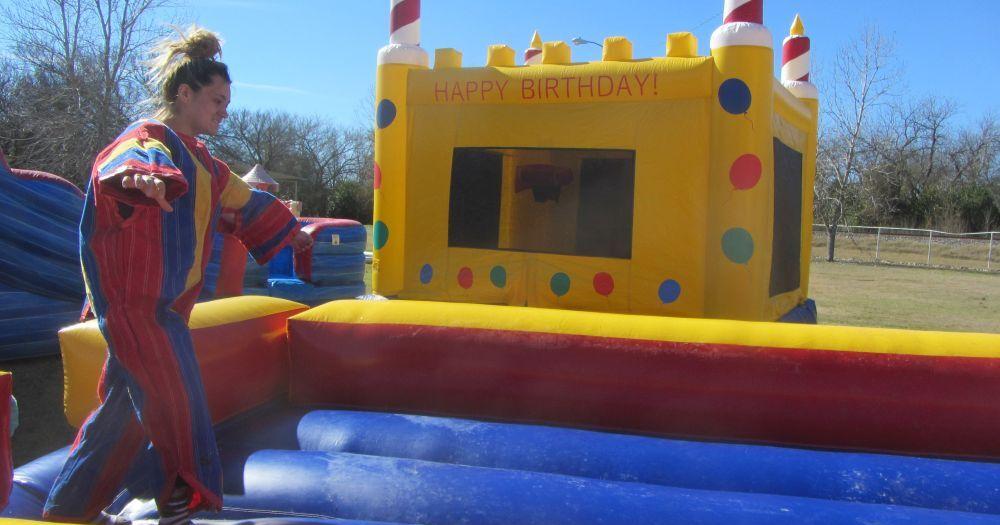 ‘Winter Wonderland’ attracts people to Trojan Park in Troy | News ...