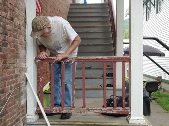 Community service: First Baptist Temple team participates in mission ...