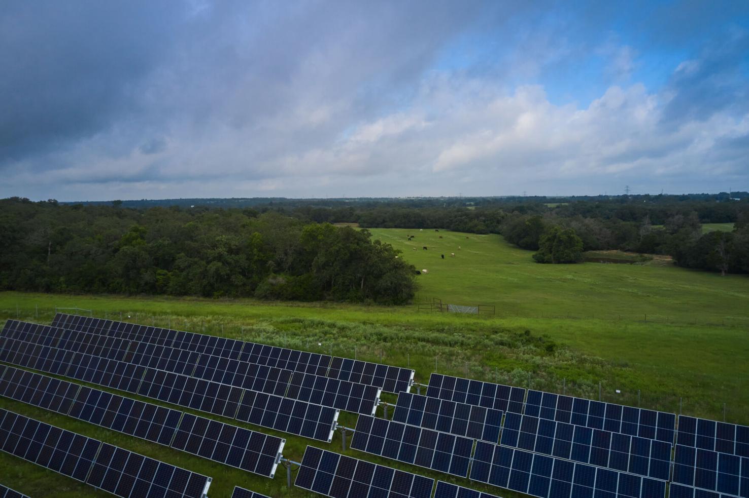 New RWE solar plant begins operations in Thorndale generating energy ...