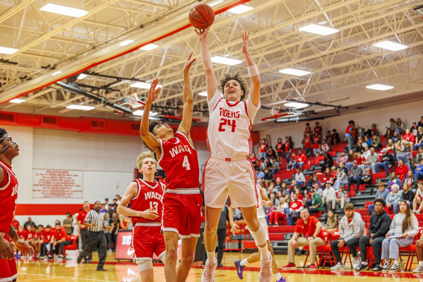 Tigers rout Lions: Belton cans 16 3-pointers in 97-47 win over Waco ...
