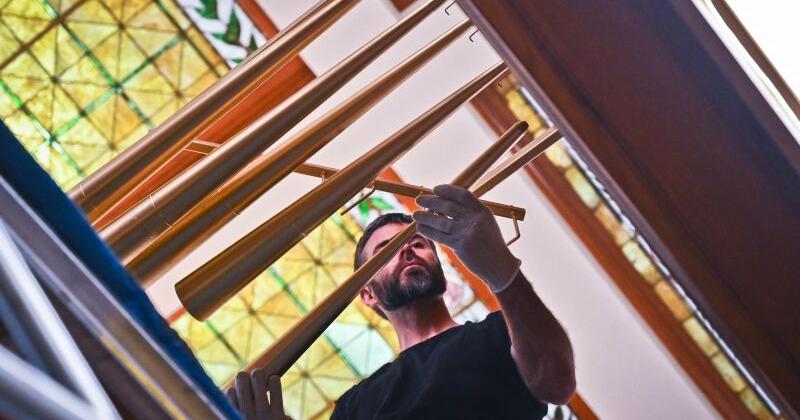 Organ operation: New feature to add ‘regal’ sound to First Methodist ...