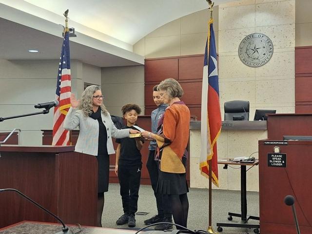 ‘Let the work begin’: Stephanie Newell takes office as Bell County’s ...