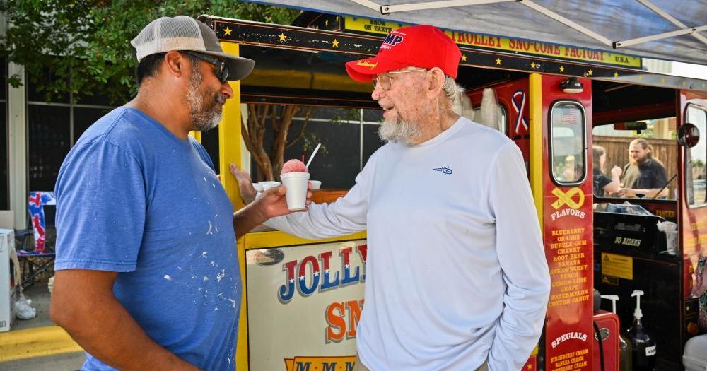 ‘A family thing’: Honoring a snow cone tradition | News | tdtnews.com