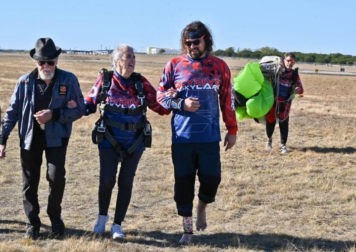 Time to try defying gravity: Temple woman, 90, goes skydiving for first ...