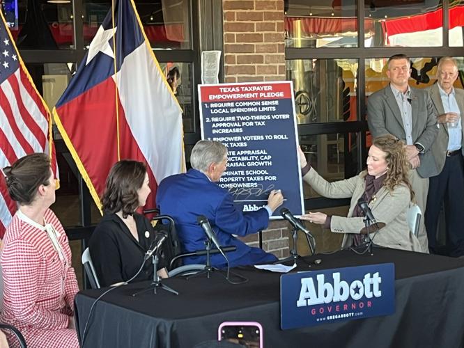 Gov. Abbott makes a Bold Republic-an visit on his birthday | News ...