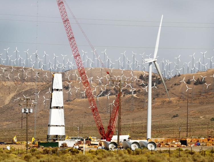 Wind farms generate more than electricity for Kern | News ...