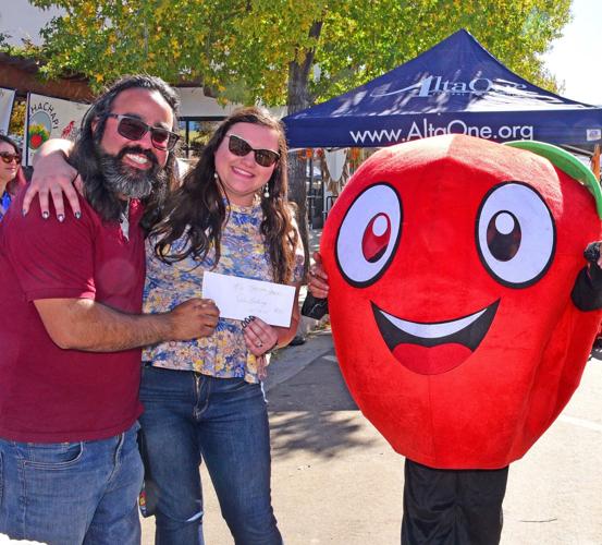 PHOTO GALLERY: Who can make the best pie at the Apple Festival? | News ...