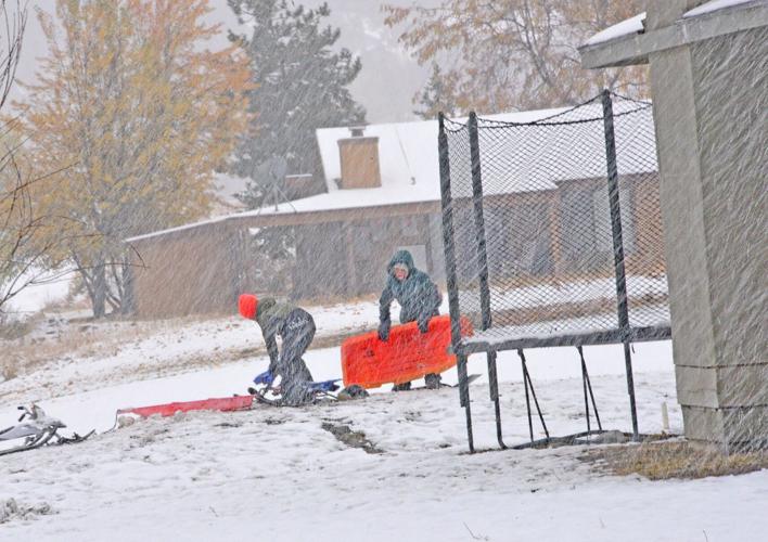 PHOTO GALLERY: Tehachapi sees first snow of season | News ...