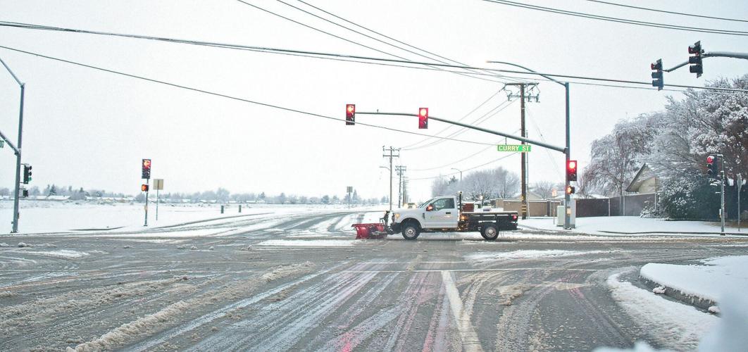Winter storm impacts Highway 58, brings out kids to play | News ...