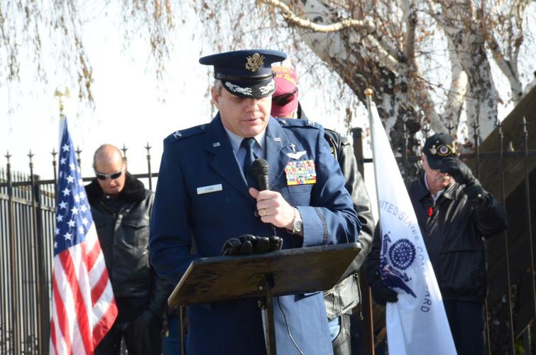 PHOTO GALLERY: Veterans remembered during Wreaths Across America ceremonies | News ...