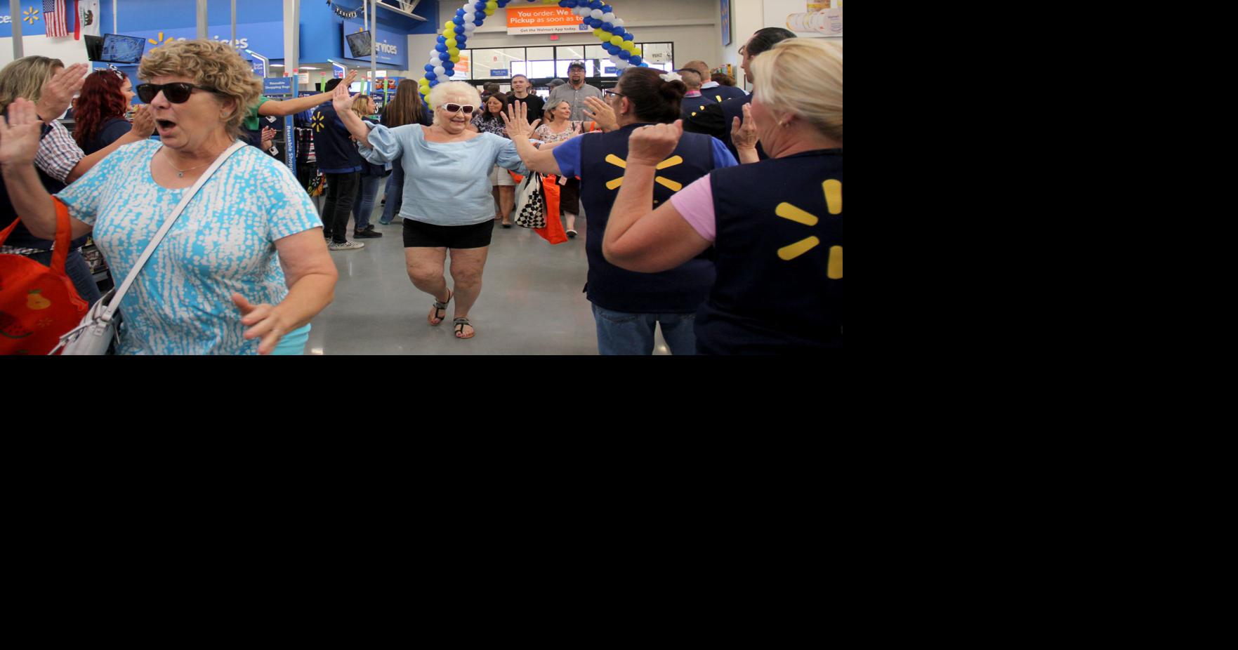PHOTO GALLERY: Tehachapi's Walmart Supercenter opens to crowds ...