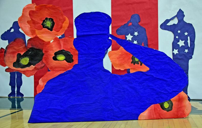 PHOTO GALLERY: Tehachapi High students honor veterans | News ...