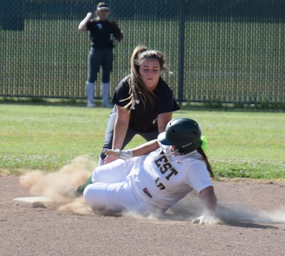 Softball honors senior class with pair of wins | Sports | tehachapinews.com