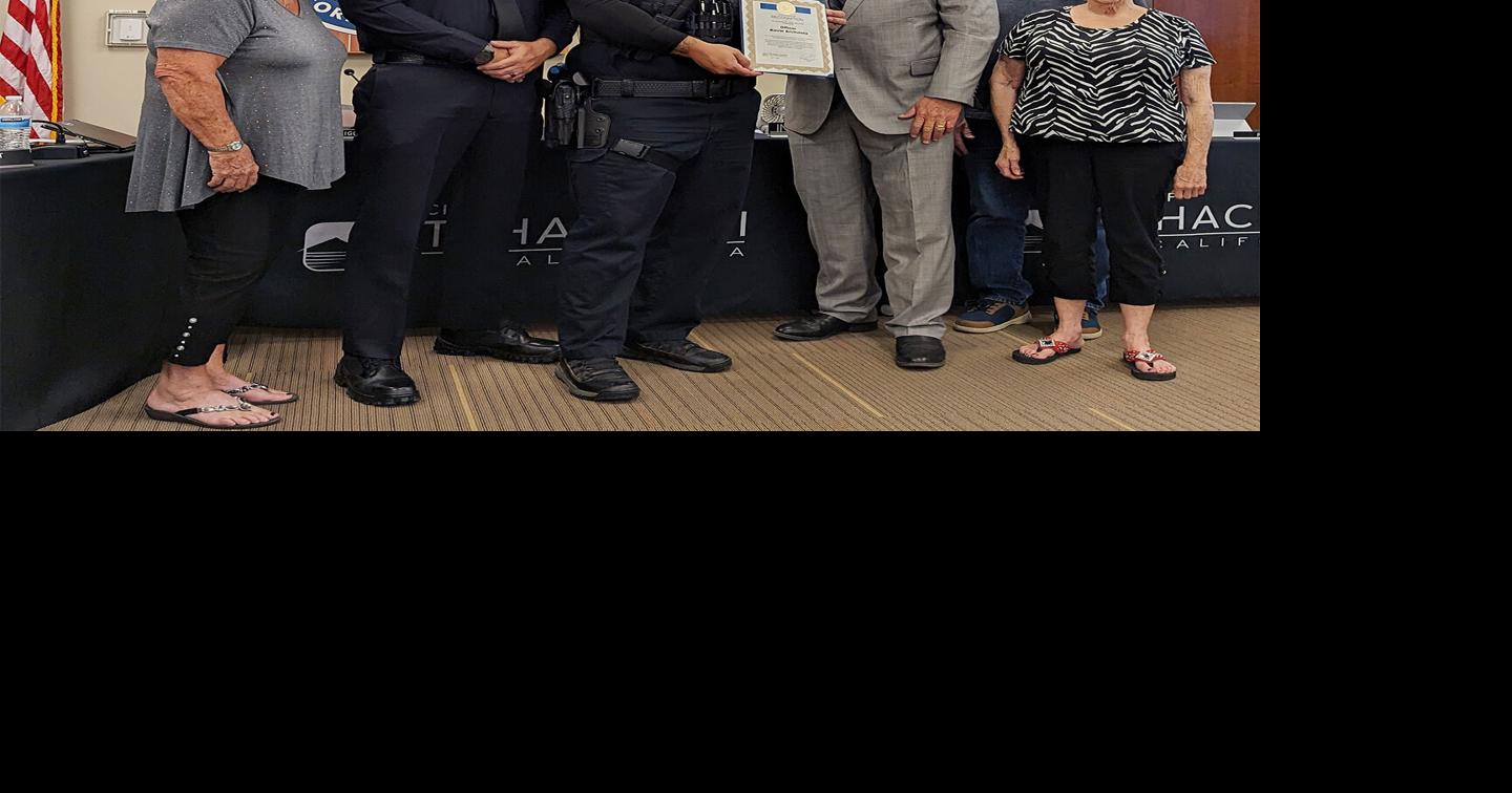 Council honors officers for making DUI arrests | News | tehachapinews.com