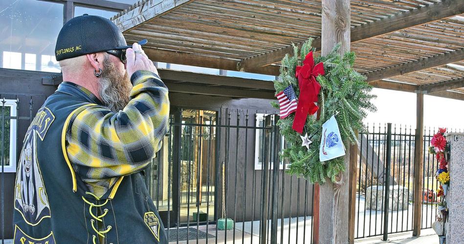 PHOTO GALLERY: Veterans remembered during Wreaths Across America | News | tehachapinews.com