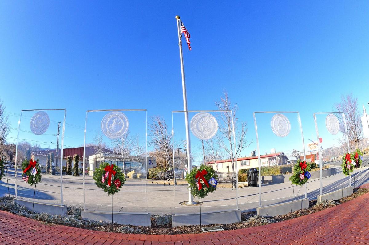 PHOTO GALLERY: A ceremony to honor veterans | News | tehachapinews.com