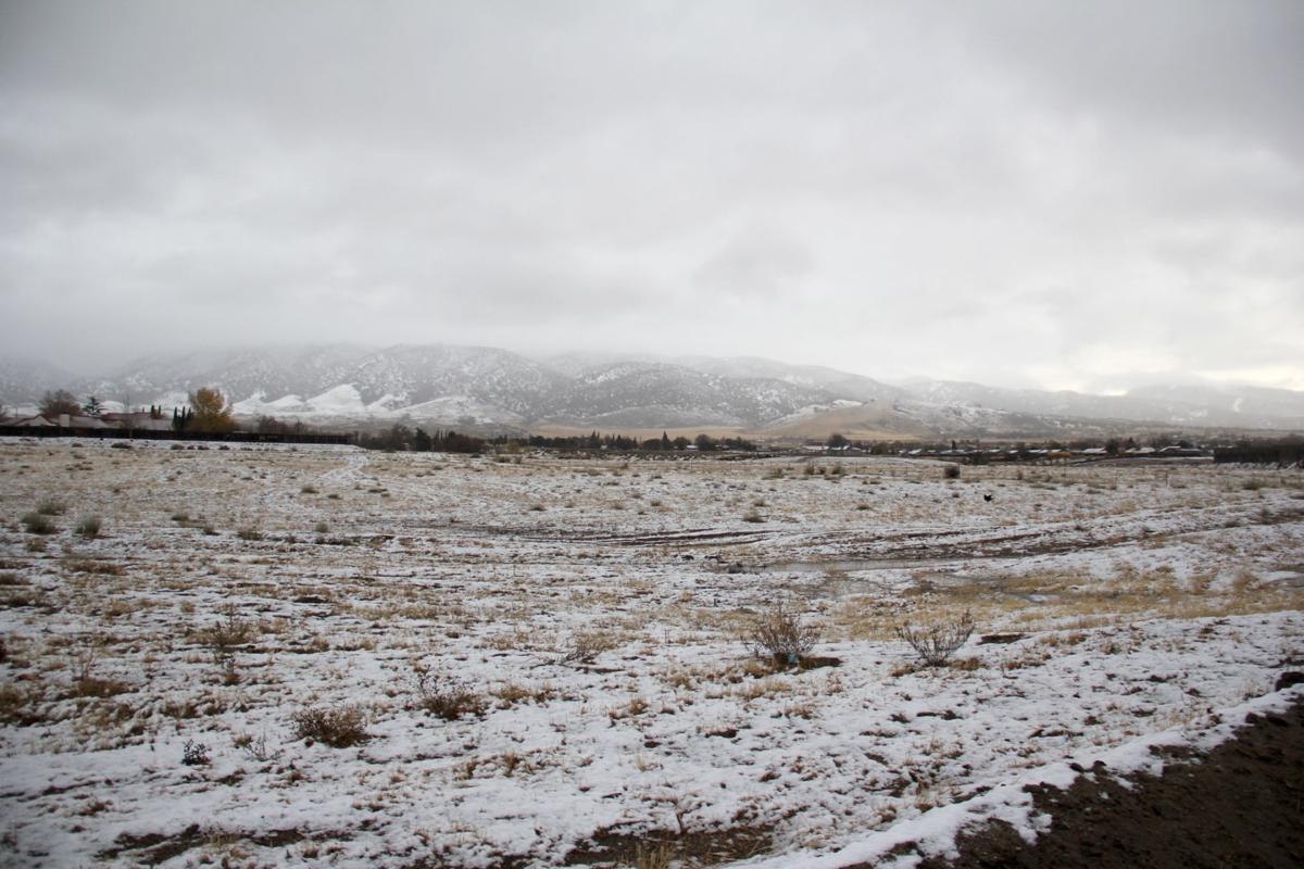 Tehachapi sees its first snow of the season | News | tehachapinews.com