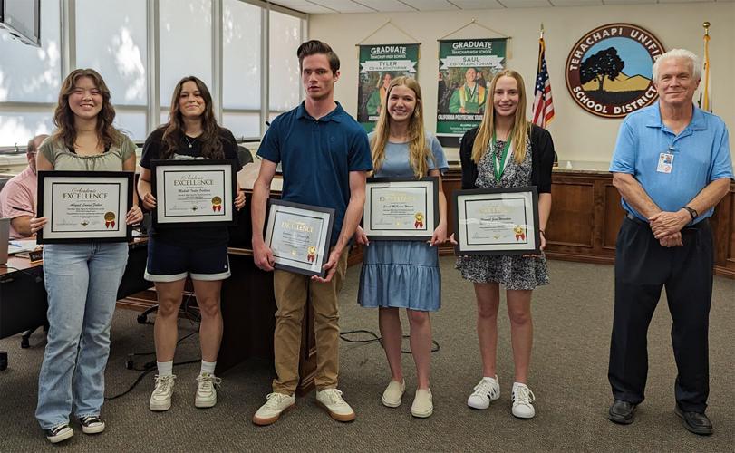 School board takes time out for awards | Lifestyle | tehachapinews.com