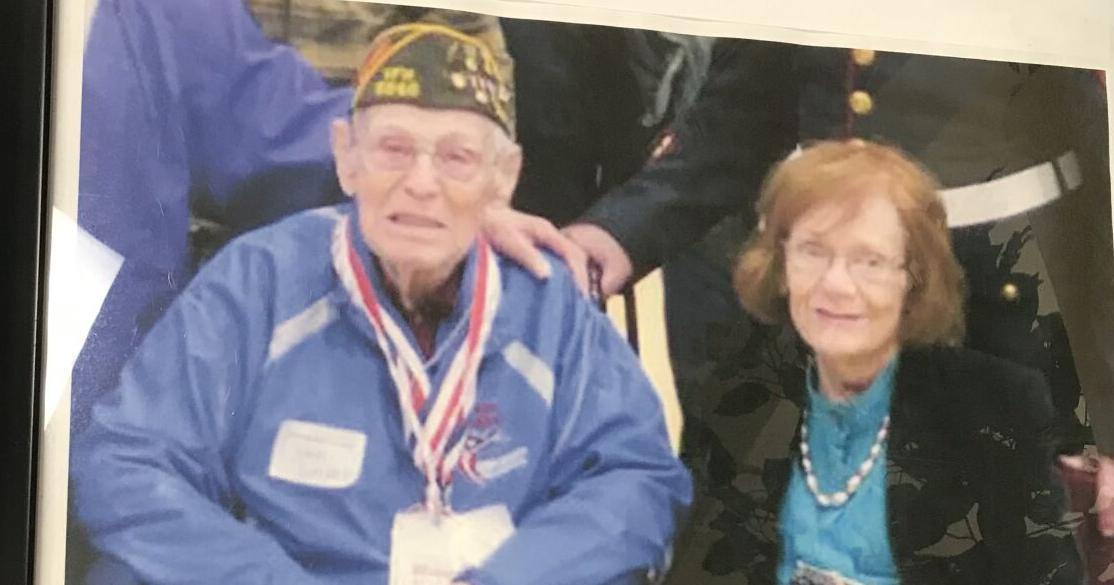 Tehachapi veterans honor Tehachapi Police Department with WWII memorial ...