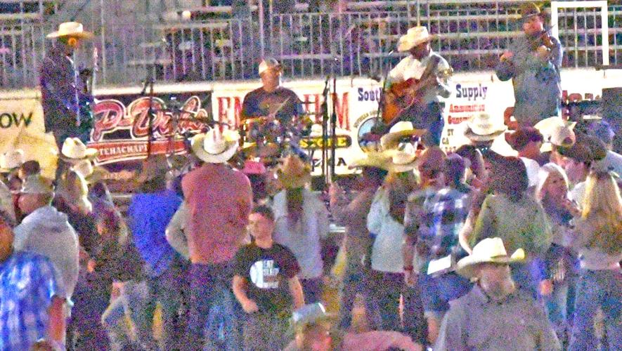 Rodeo in full swing for Mountain Festival | Sports | tehachapinews.com