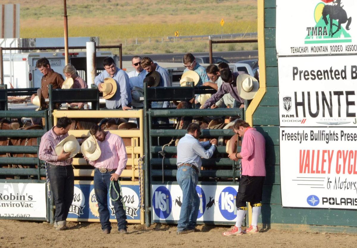 Photo gallery: Thousands take in PRCA rodeo during Mountain Festival ...