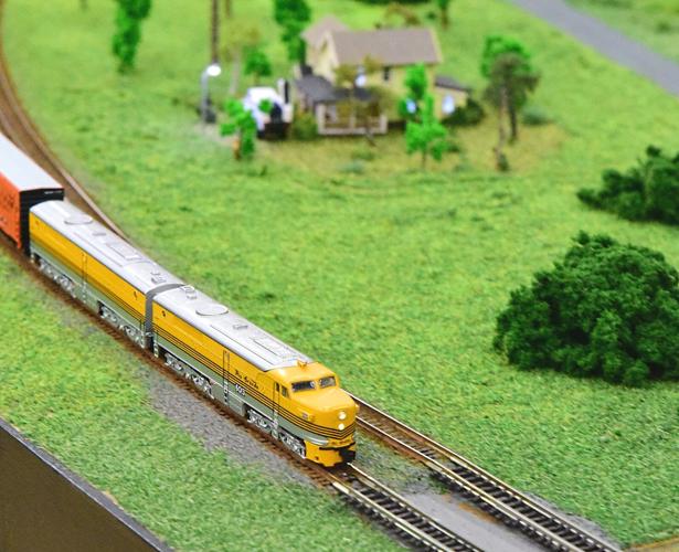 PHOTO GALLERY: Tehachapi Loop Railroad Club hosts spring show ...