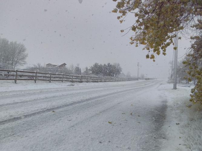 Tehachapi sees its first snow of the season | News | tehachapinews.com
