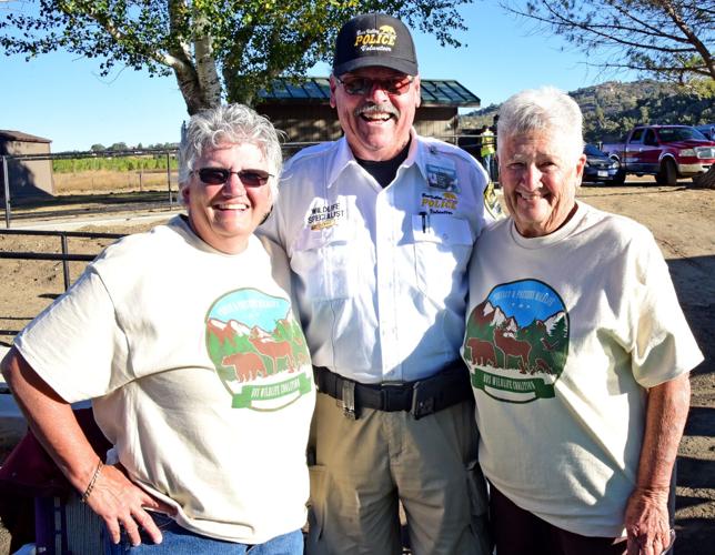 PHOTO GALLERY: Bear Valley celebrates National Night Out | News ...
