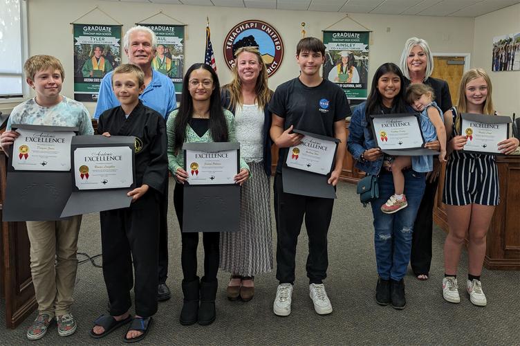 School board takes time out for awards | Lifestyle | tehachapinews.com