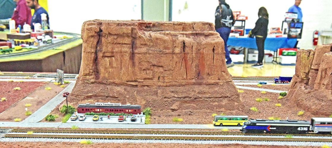 PHOTO GALLERY: Tehachapi Loop Railroad Club hosts spring show ...