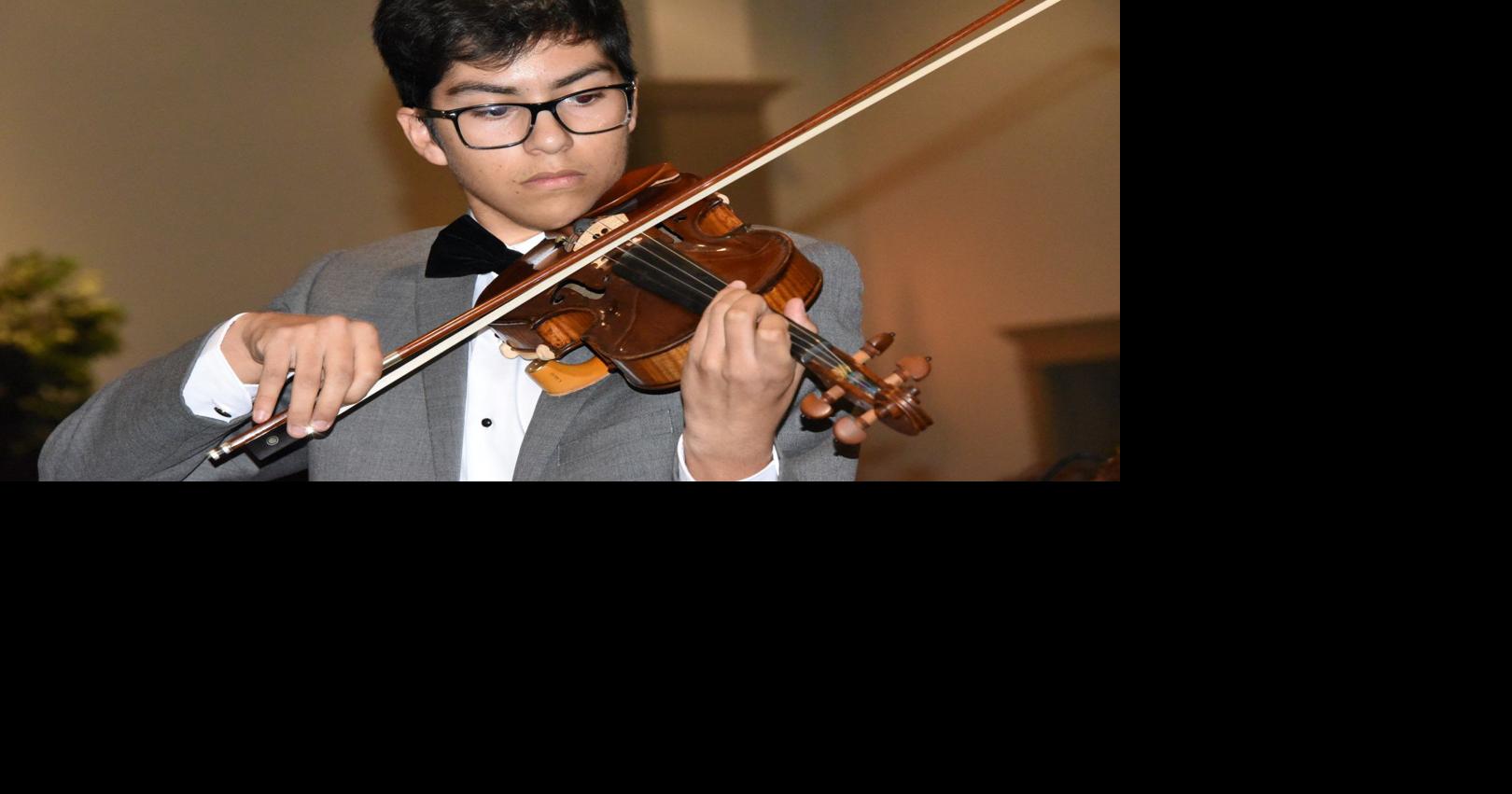 PHOTO GALLERY: Raising their instruments, voices | Multimedia ...